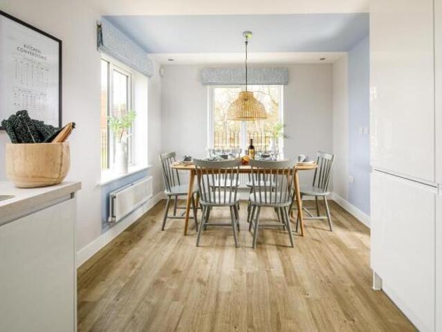 3 bedroom detached house for rent in Berwick Green, Bristol, BS10