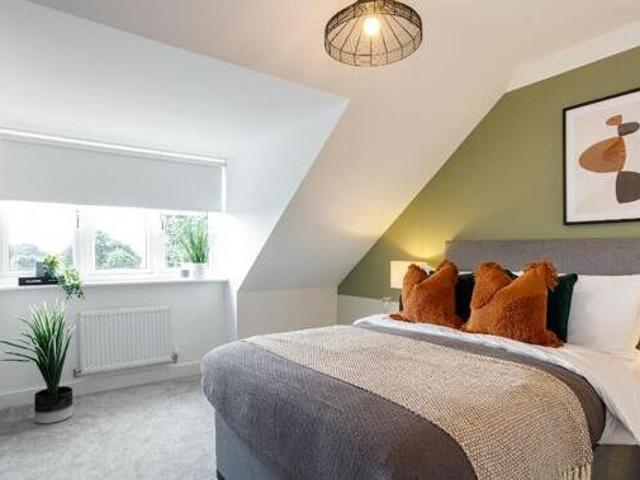 3 Bedroom Detached House For Rent In Billsborough Lane