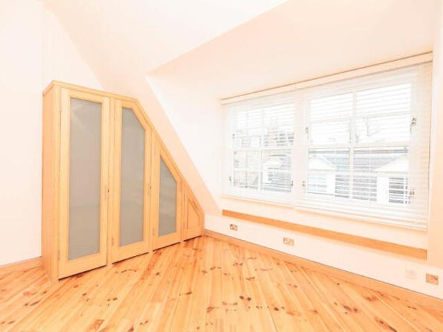 3 bedroom detached house for rent in Blackford Avenue, Grange, Edinburgh, EH9