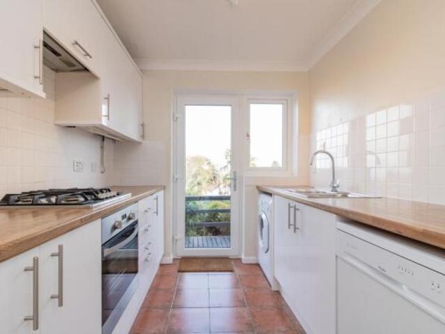 3 bedroom detached house for rent in Brogden Close, Botley, OX2