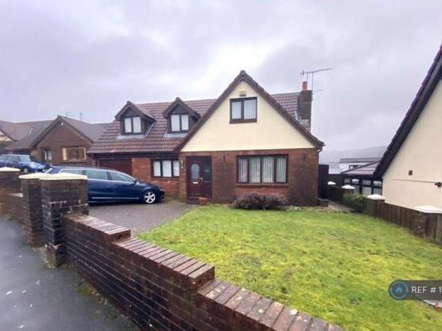 3 Bedroom Detached House For Rent In Garndiffaith, Pontypool