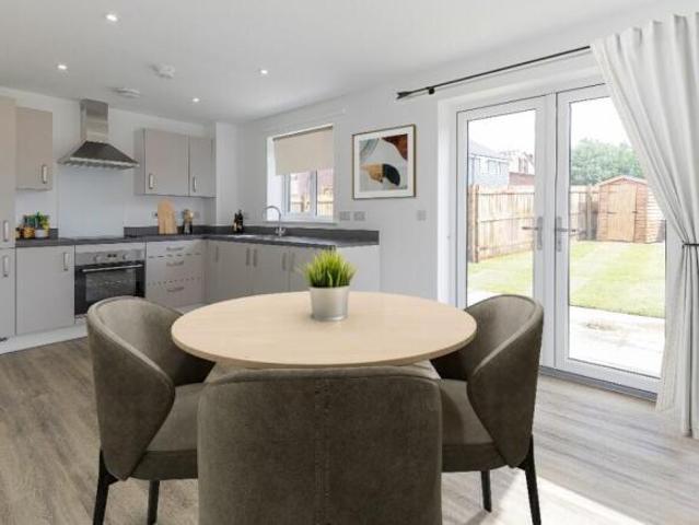 3 bedroom detached house for rent in Greenway Chase, Cheltenham, Gloucestershire, GL53