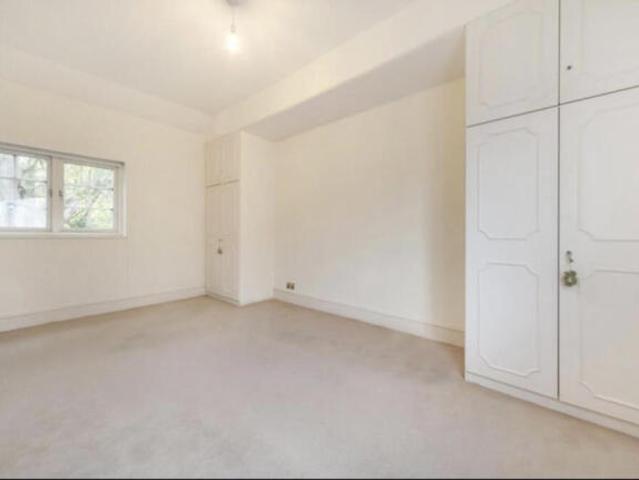 3 bedroom detached house for rent in, Dover House Road, London, SW15