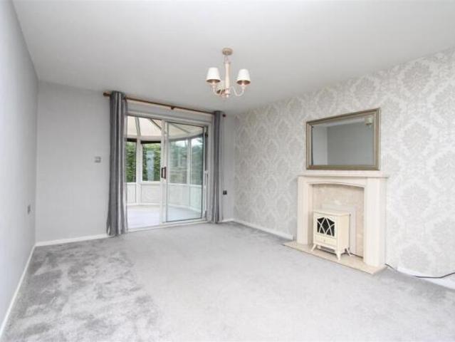 3 bedroom detached house for rent in Dorian Close, Bradford, BD10