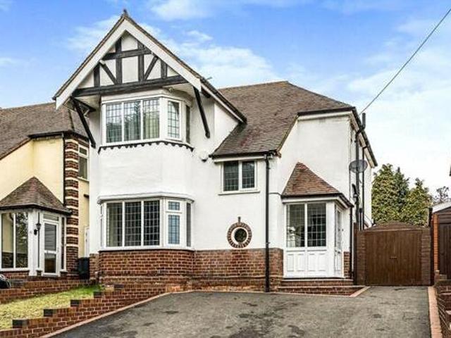 3 Bedroom Detached House For Rent In Dudley, West Midlands