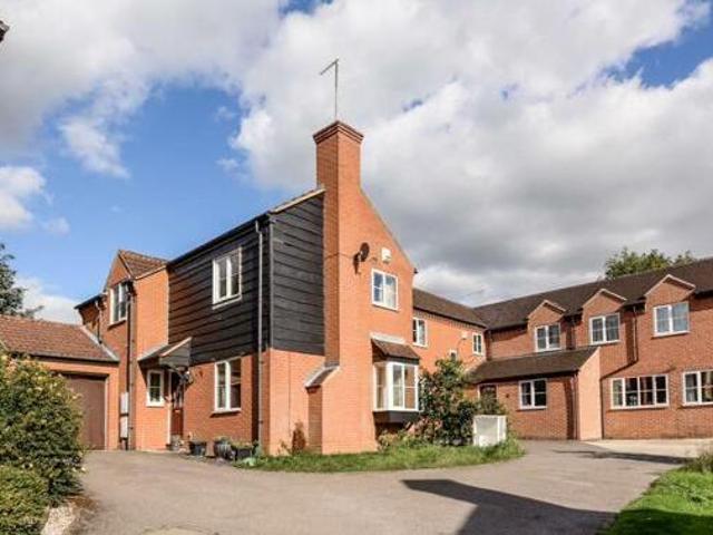 3 Bedroom Detached House For Rent In East Oxford