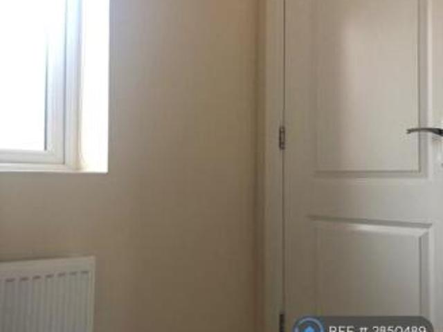 3 bedroom detached house for rent in Eighteen Acre Drive, Patchway, Bristol, BS34