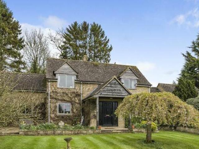 3 Bedroom Detached House For Rent In Fulbrook