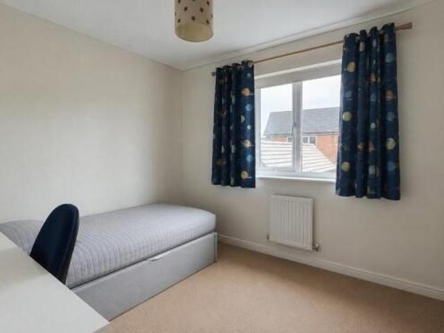 3 bedroom detached house for rent in Kohima Crescent, Saighton, CH3