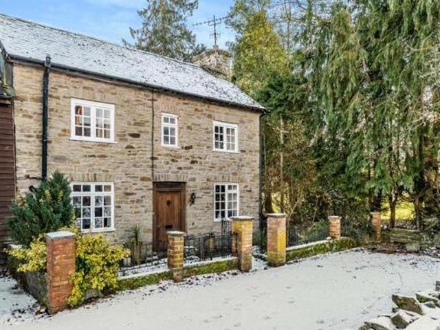3 Bedroom Detached House For Rent In Kington