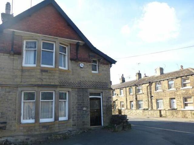 3 Bedroom Detached House For Rent In Honley