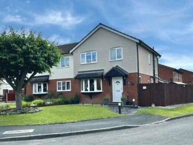 3 bedroom detached house for rent in Hopkins Heath Telford Shropshire TF5