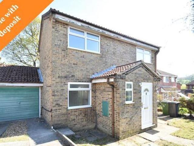 3 Bedroom Detached House For Rent In Horndean, Hampshire