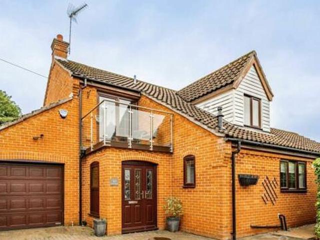 3 Bedroom Detached House For Rent In Horning