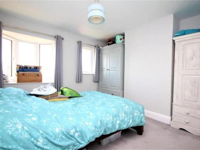 3 bedroom detached house for rent in Haynes Road, Tarring, Worthing, West Sussex, BN14
