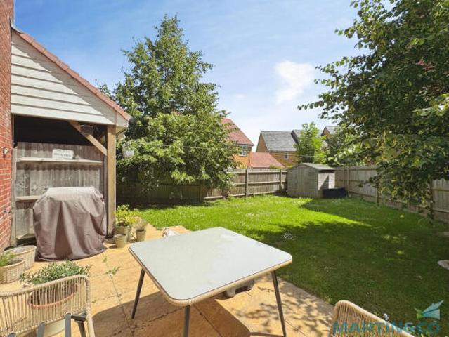 3 bedroom detached house for rent in Harry Saunders Lane, Repton Park, Ashford, TN23