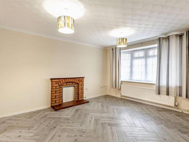 3 bedroom detached house for rent in Impala Drive, Cambridge, CB1
