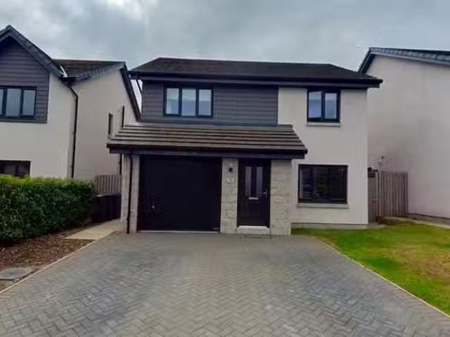 3 bedroom detached house for rent in Oaklands Way, Banchory, A.