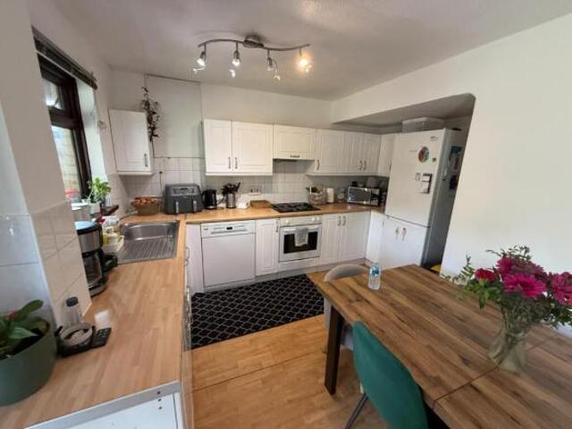 3 bedroom detached house for rent in Loughton, MK5