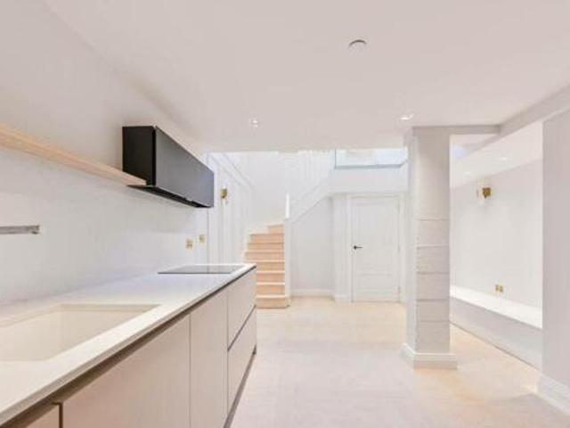 3 Bedroom Detached House For Rent In London Bridge, London