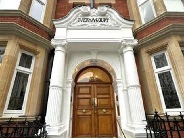 3 Bedroom Detached House For Rent In London