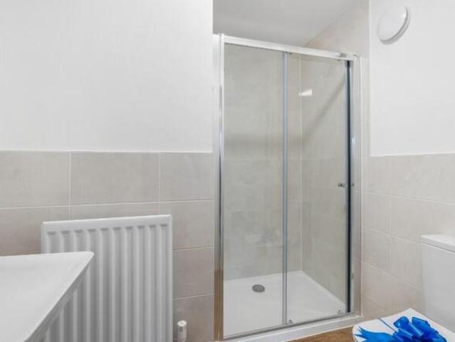 3 bedroom detached house for rent in Langley Chase, Derby, Derbyshire, DE22