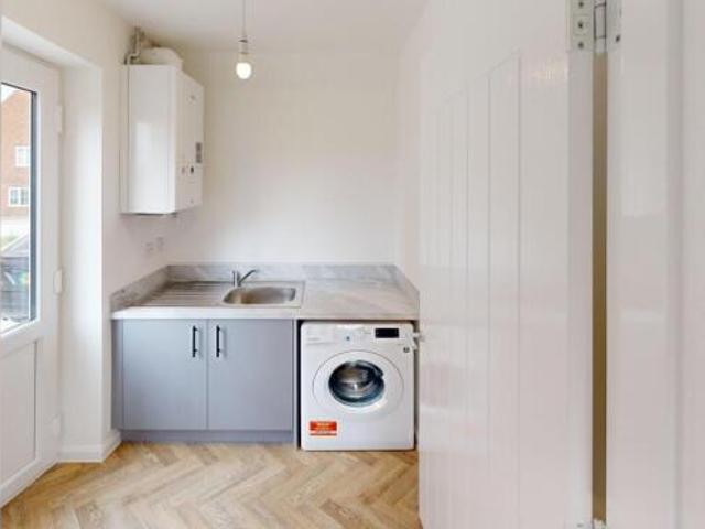 3 bedroom detached house for rent in Leaf Living at Hounsome Fields, Basingstoke, RG23, Hampshire, RG23