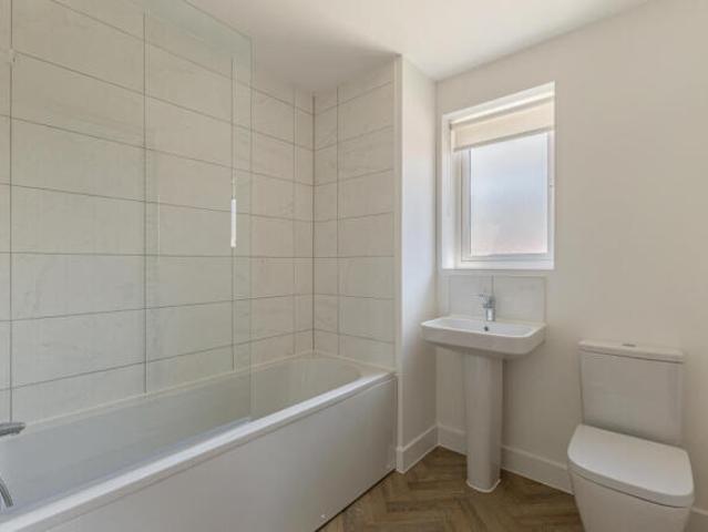 3 bedroom detached house for rent in Leaf Living at Rushlake Meadows, Willingdon, BN20, Polegate, BN20