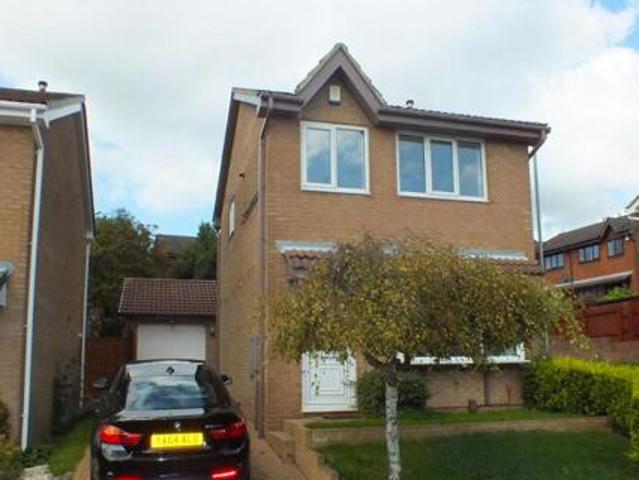 3 Bedroom Detached House For Rent In Leeds, West Yorkshire