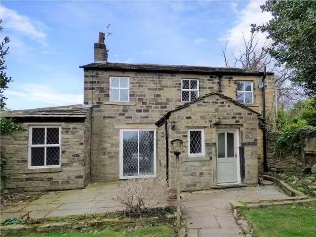 3 bedroom detached house for rent in Morton Lane, East Morton.