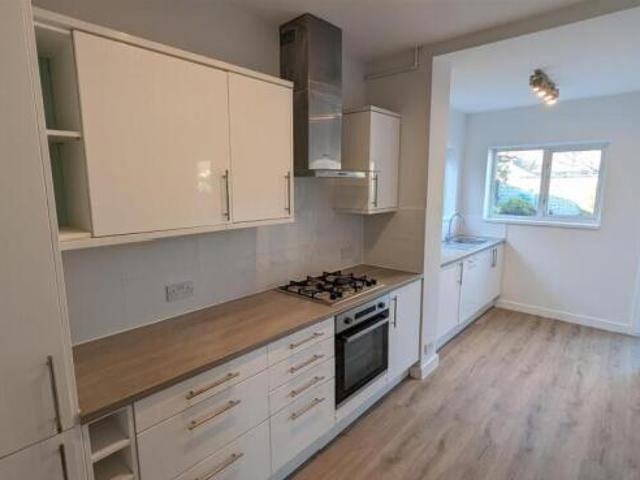 3 bedroom detached house for rent in Martin Road, Copnor, PO3 6JZ, PO3