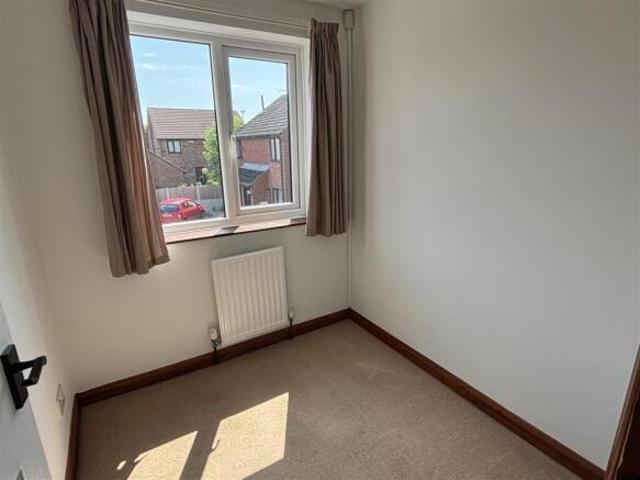 3 bedroom detached house for rent in Meadow Lane, Chaddesden, Derby, DE21