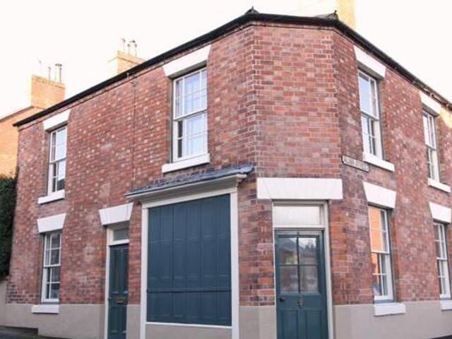 3 Bedroom Detached House For Rent In Melbourne