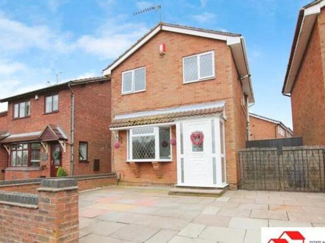 3 Bedroom Detached House For Rent In Mitchells Wood