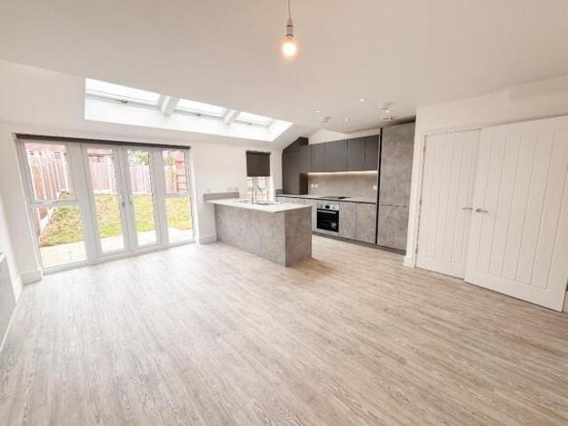 3 bedroom detached house for rent in Milne Gardens, Milton Keynes, Buckinghamshire, MK4