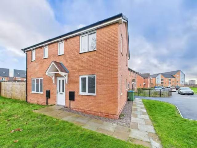 3 bedroom detached house for rent in Mirpur Close, Coventry, CV6