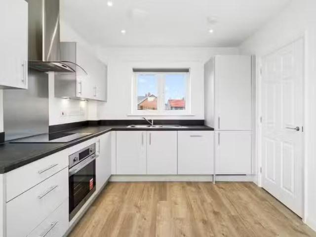 3 bedroom detached house for rent in New Year, New Home, Big S.