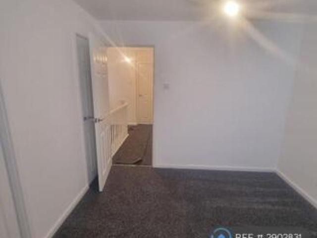 3 bedroom detached house for rent in Newark Close, Liverpool, L36
