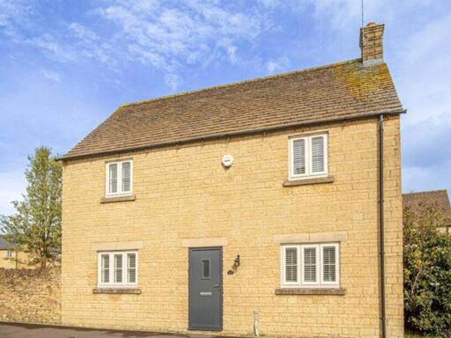 3 Bedroom Detached House For Rent In South Cerney