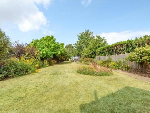 3 bedroom detached house for rent in South Park, Sevenoaks, Kent, TN13