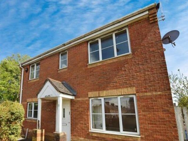 3 Bedroom Detached House For Rent In Salford, Manchester
