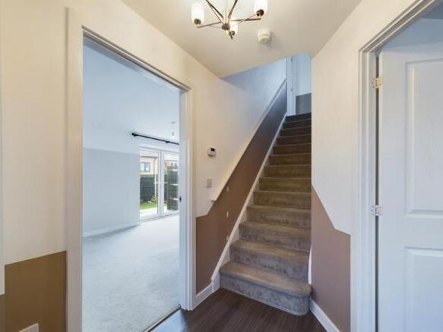 3 bedroom detached house for rent in St Cross Road, Limes Park, Basingstoke, RG24