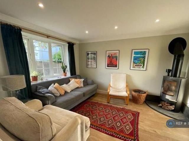 3 Bedroom Detached House For Rent In St. Agnes