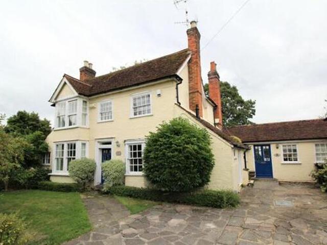 3 Bedroom Detached House For Rent In Stock