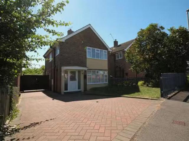3 bedroom detached house for rent in Stonehill, Castle Doningt.