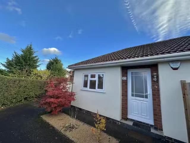 3 bedroom detached house for rent in Sutton Avenue, Chellaston.