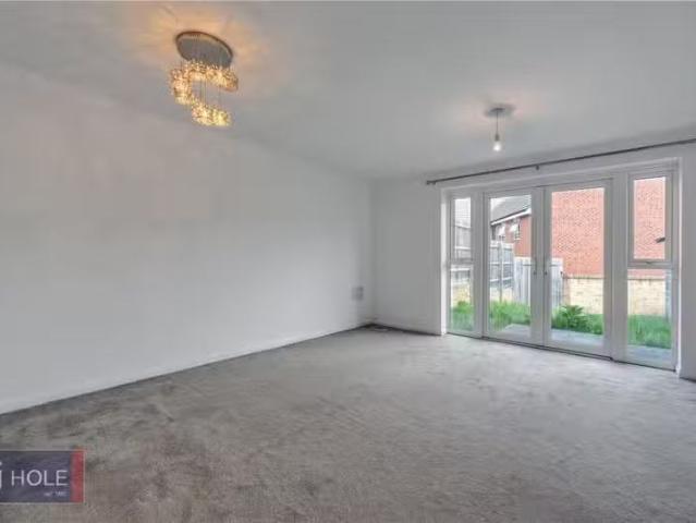 3 bedroom detached house for rent in Pool Paddock, Patchway, B.