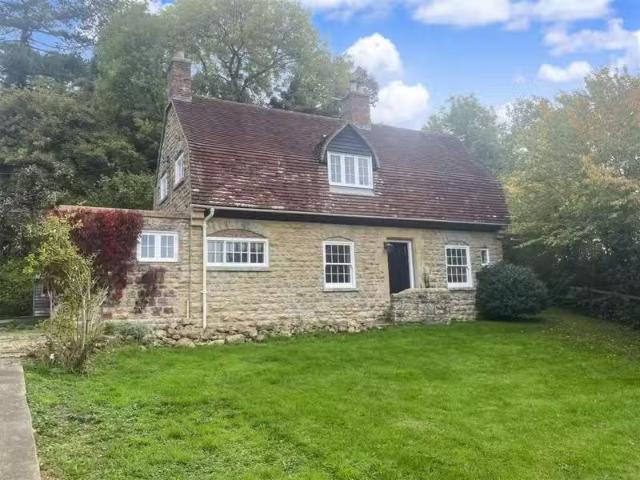 3 bedroom detached house for rent in Purse Caundle, DT9