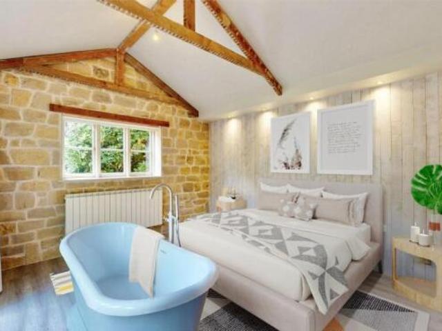 3 bedroom detached house for rent in Rowhill Road, Wilmington, Kent, DA2