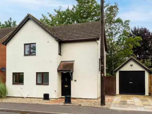 3 bedroom detached house for rent in Radwinter Road, Saffron W.